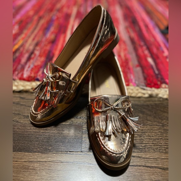 Liliana | Shoes | Liliana Flat Shiny Rose Gold Color | Poshmark